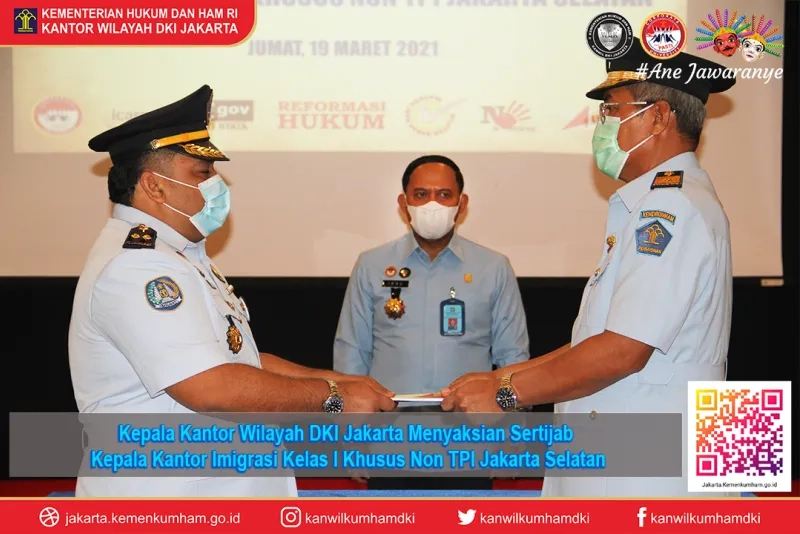 Kepala Kantor Wilayah DKI Jakarta Menyaksikan Sertijab Kepala Kantor ... Kepala Kantor Wilayah DKI Jakarta Menyaksikan Sertijab Kepala Kantor ...